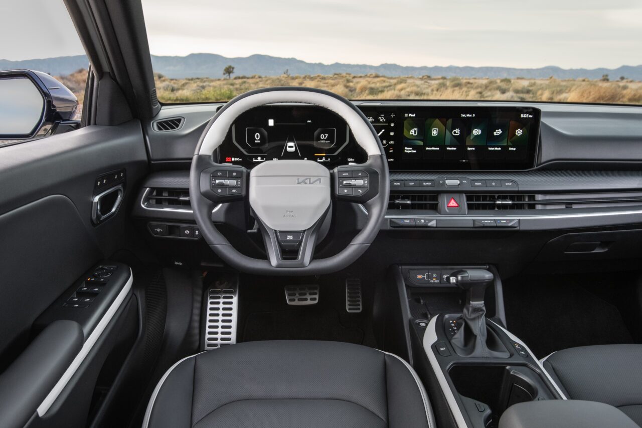 2025 Kia K4 Replaces the Forte With Bold, Feature-Rich Design - TFLcar