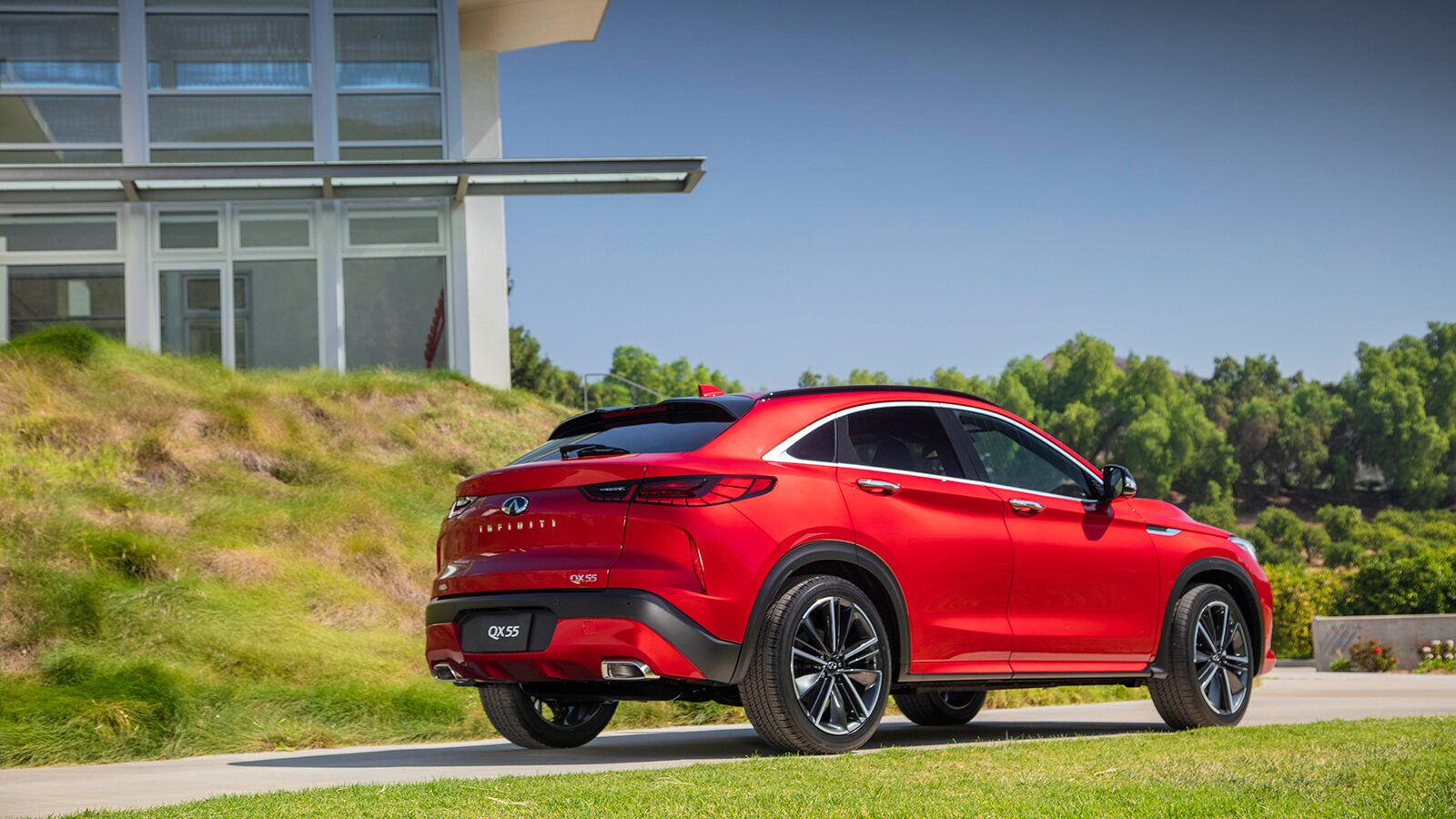 Infiniti Confirms It's Dropping the QX50 and QX55 SUVs This Year and ...